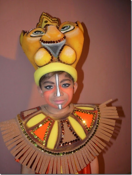 Segundo de Primaria.2014-2016: Disfraces Rey León. Función de Navidad.